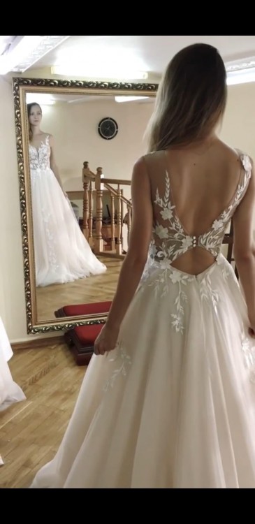 Suknie - NOWA suknia ślubna ivory 36 księżniczka litera A - 2 300,00zł Suknie - NOWA suknia ślubna ivory 36 księżniczka litera A - 2 300,00zł